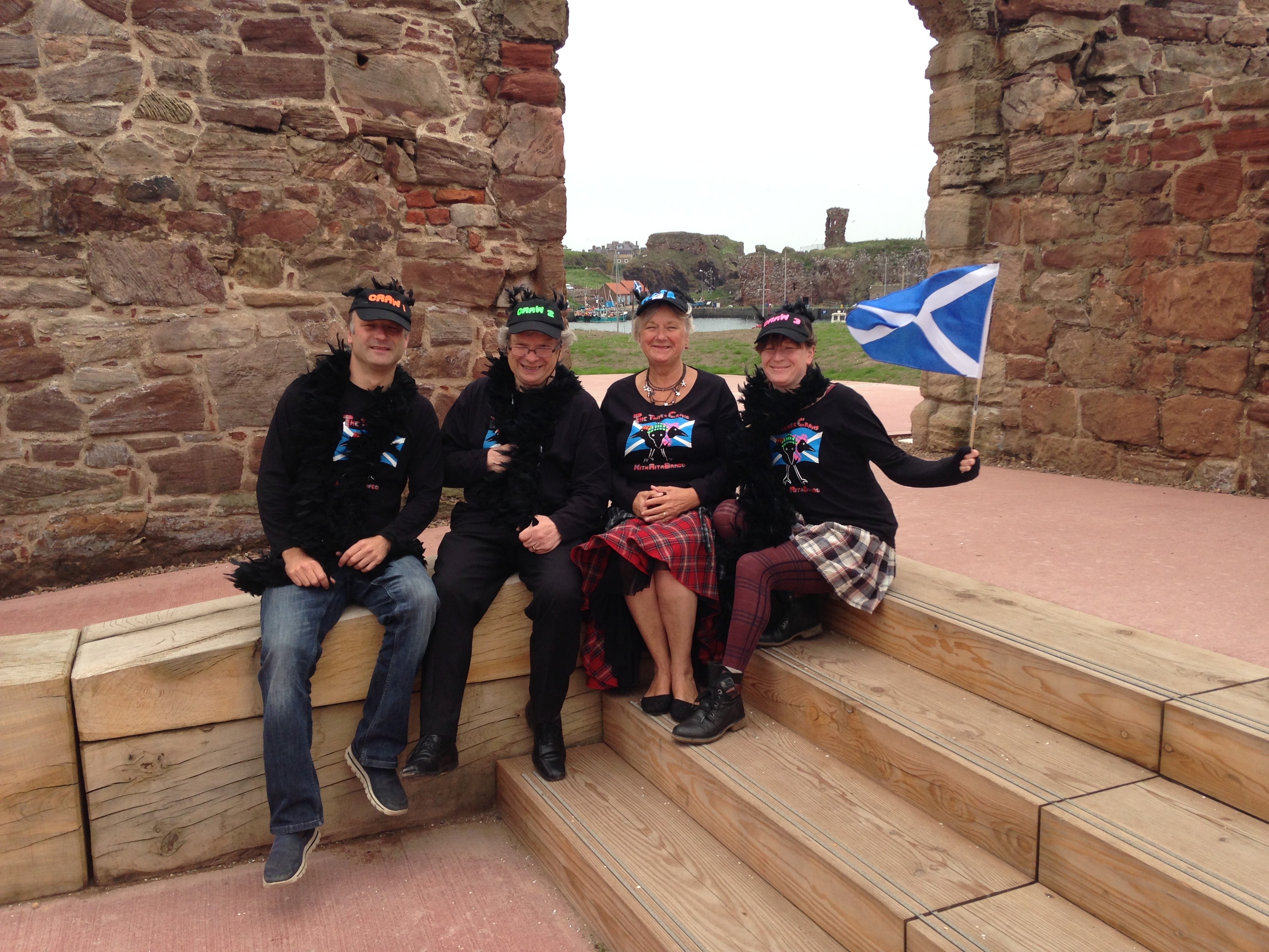 Three Craws sat upon a wa’…with Rita Bradd – Dunbar Battery